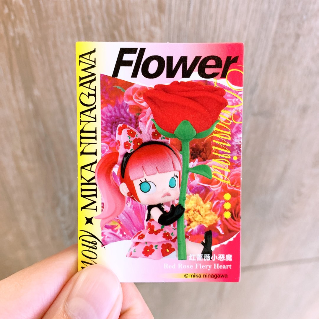 Molly x Mika Ninagawa - Red Rose Fiery Heart, Hobbies & Toys, Toys ...