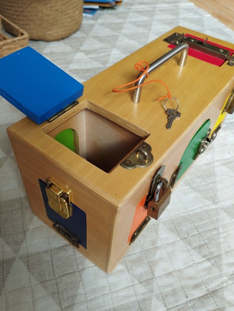 Montessori latch / lock box, Babies & Kids, Infant Playtime on Carousell