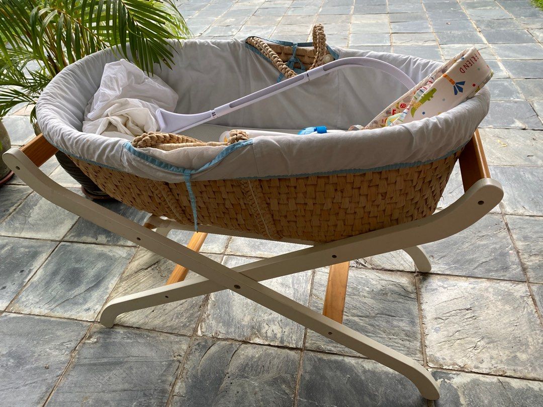 Moses Crib, Babies & Kids, Baby Nursery & Kids Furniture, Cots & Cribs ...