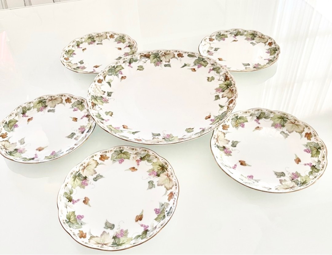 Narumi Cake Plate Set, Furniture & Home Living, Kitchenware & Tableware ...