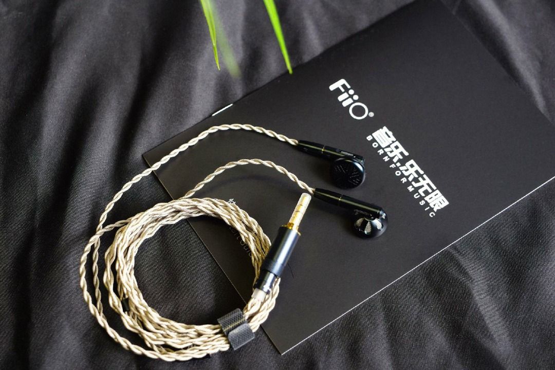 New FiiO FF5 Flagship Carbon-based Dynamic Driver Earbuds with 3.5mm/4 ...