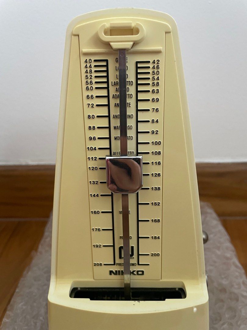 Nikko Made in Japan Metronome 221 (Cream) Ivory Peacock, Hobbies & Toys ...