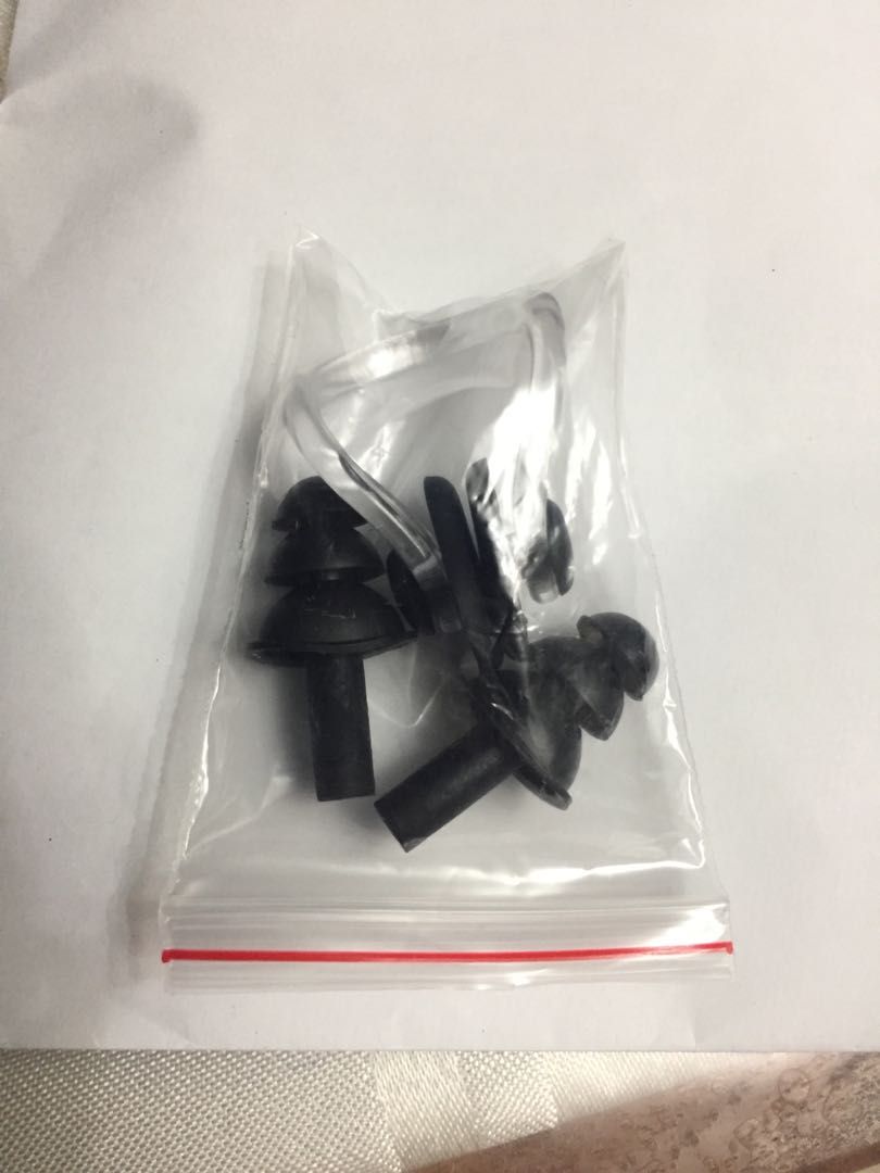 Nose clips and ear plugs swimming , Sports Equipment, Sports & Games ...