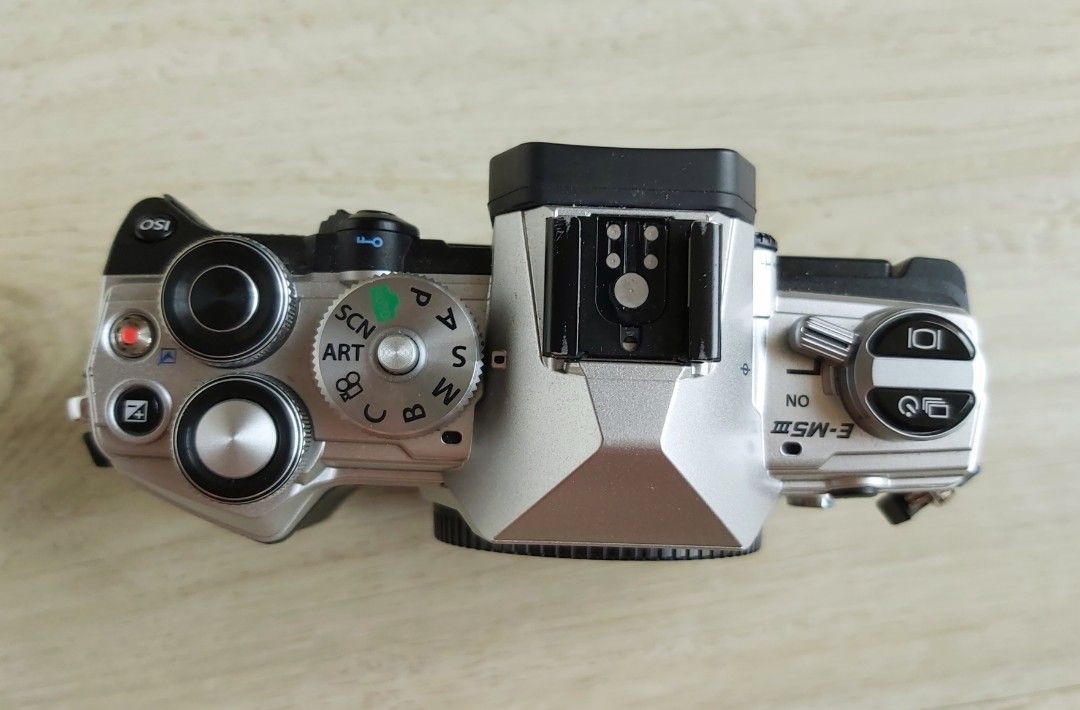 Olympus EM5 MK3 excellent condition, Photography, Cameras on Carousell