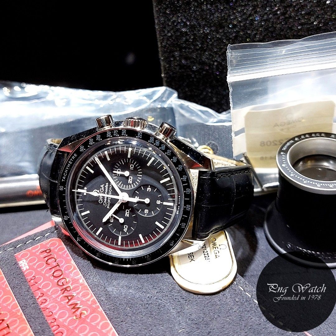 Omega 42mm Calibre 1861 Black Dial Speedmaster Moonwatch Professional ...