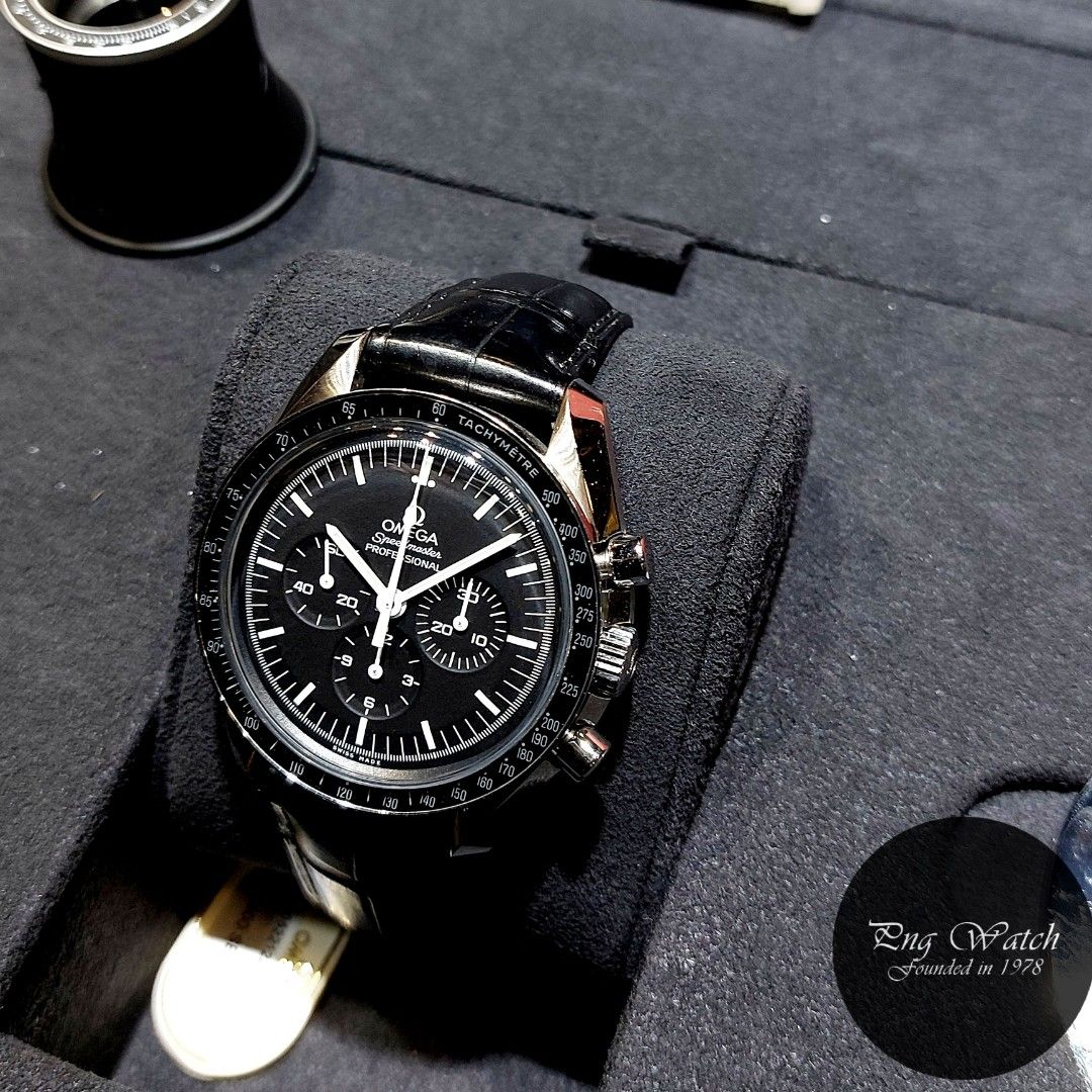 Omega 42mm Calibre 1861 Black Dial Speedmaster Moonwatch Professional ...