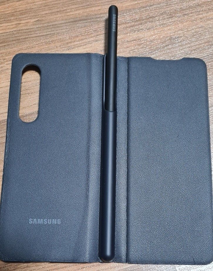 Original Samsung Casing for Galaxy Z Fold 3 with S Pen, Mobile Phones ...
