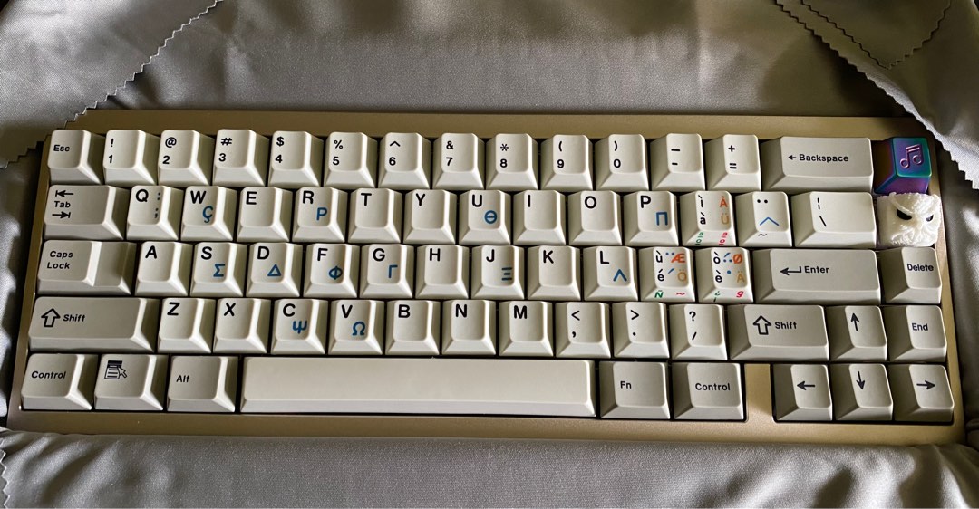 Owlab Link65 Starlight Chroma, Computers & Tech, Parts & Accessories ...