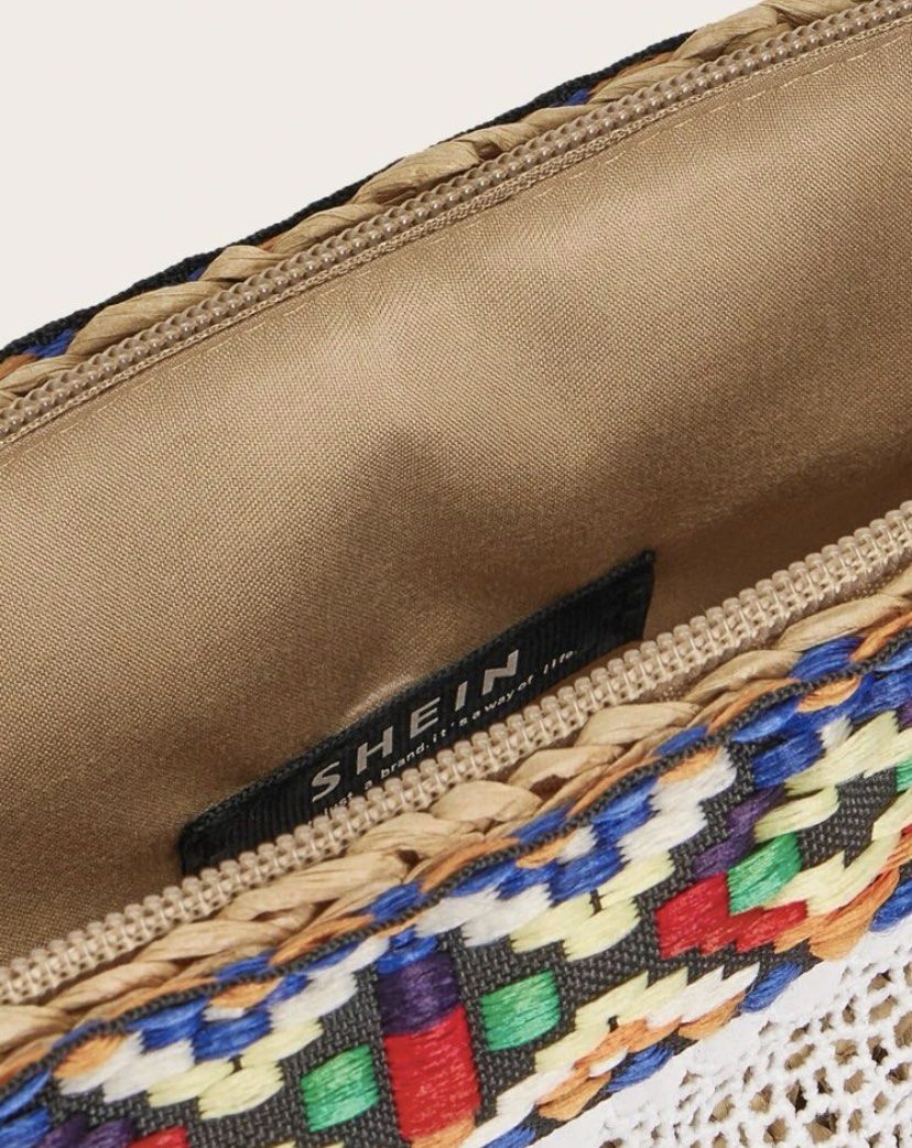 Paper Straw Clutch Bag (Shein), Women's Fashion, Bags & Wallets ...