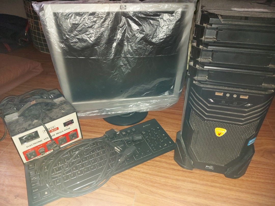 PC Set Monitor AVR Keyboard CPU, Computers & Tech, Desktops on Carousell