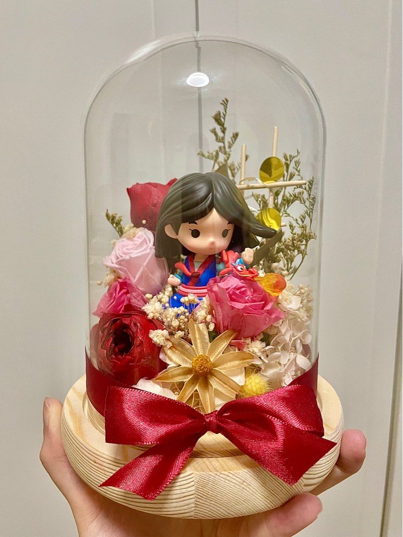 Popmart Mulan Disney princess Preserved Flower Dome, Hobbies & Toys ...