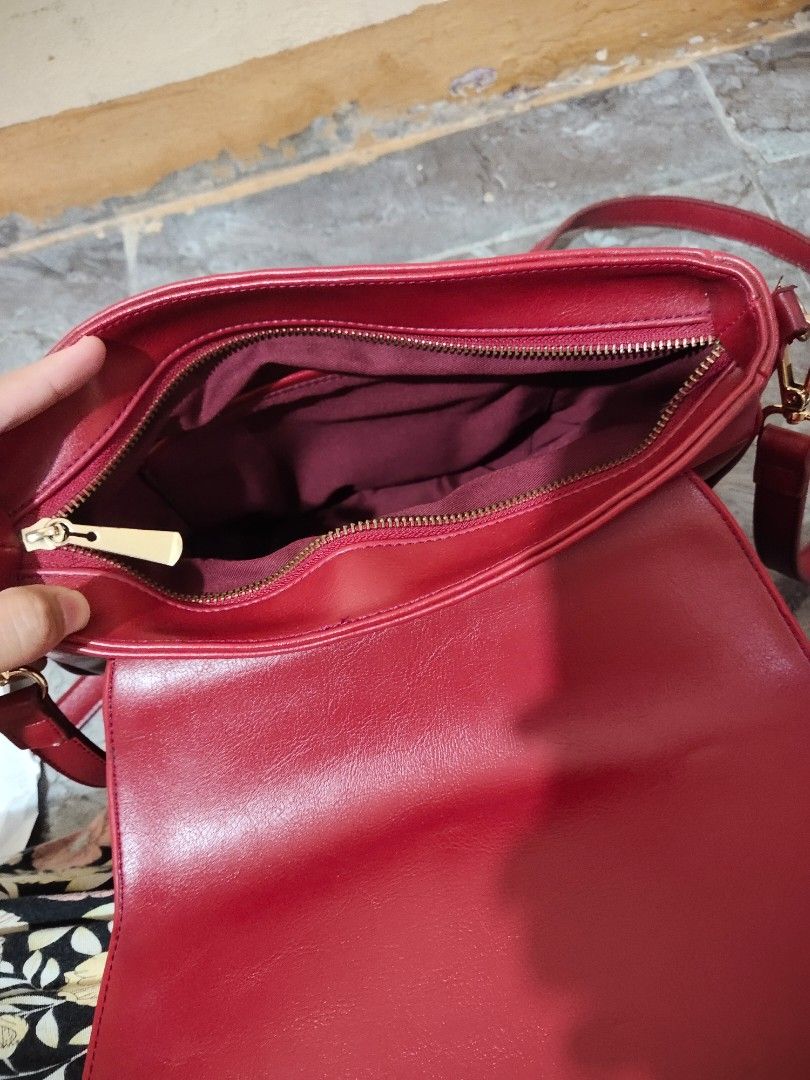 Tas Povilo Moon Bag Original, Fesyen Wanita, Tas & Dompet di Carousell