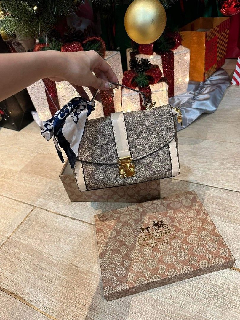 Primium quality, Luxury, Bags & Wallets on Carousell