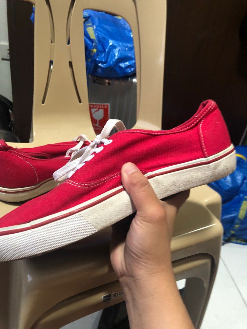 VANS RED (LOOKALIKE VANS), Men's Fashion, Footwear, Sneakers on Carousell
