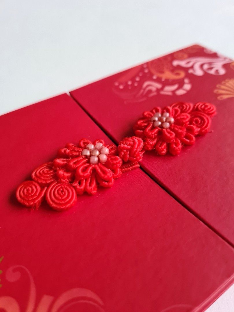 CNY Red Packets Ang Pao Hong Bao in a Red Lucky Knot Box, Hobbies ...