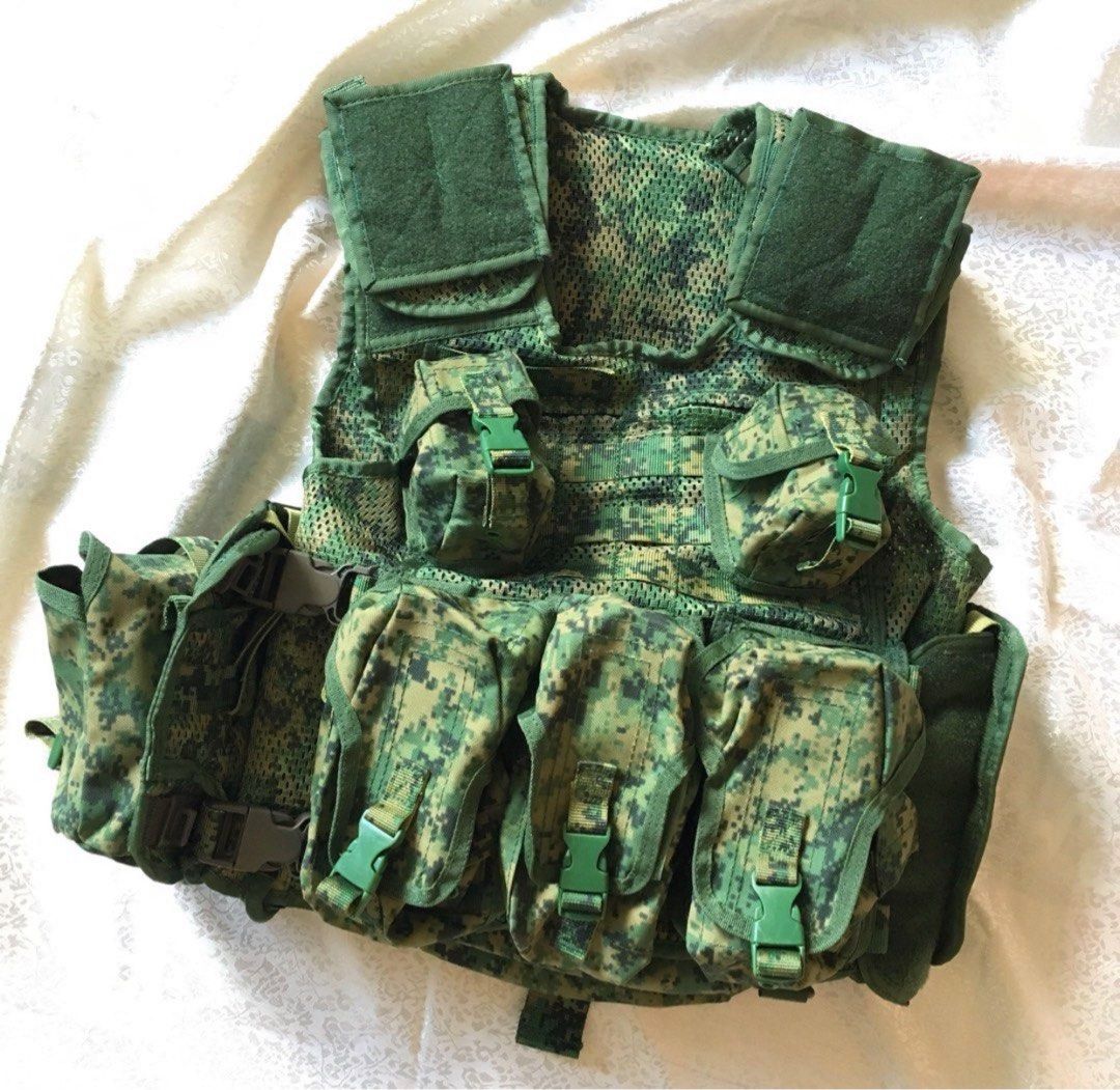 SAF IIBV, Men's Fashion, Activewear on Carousell