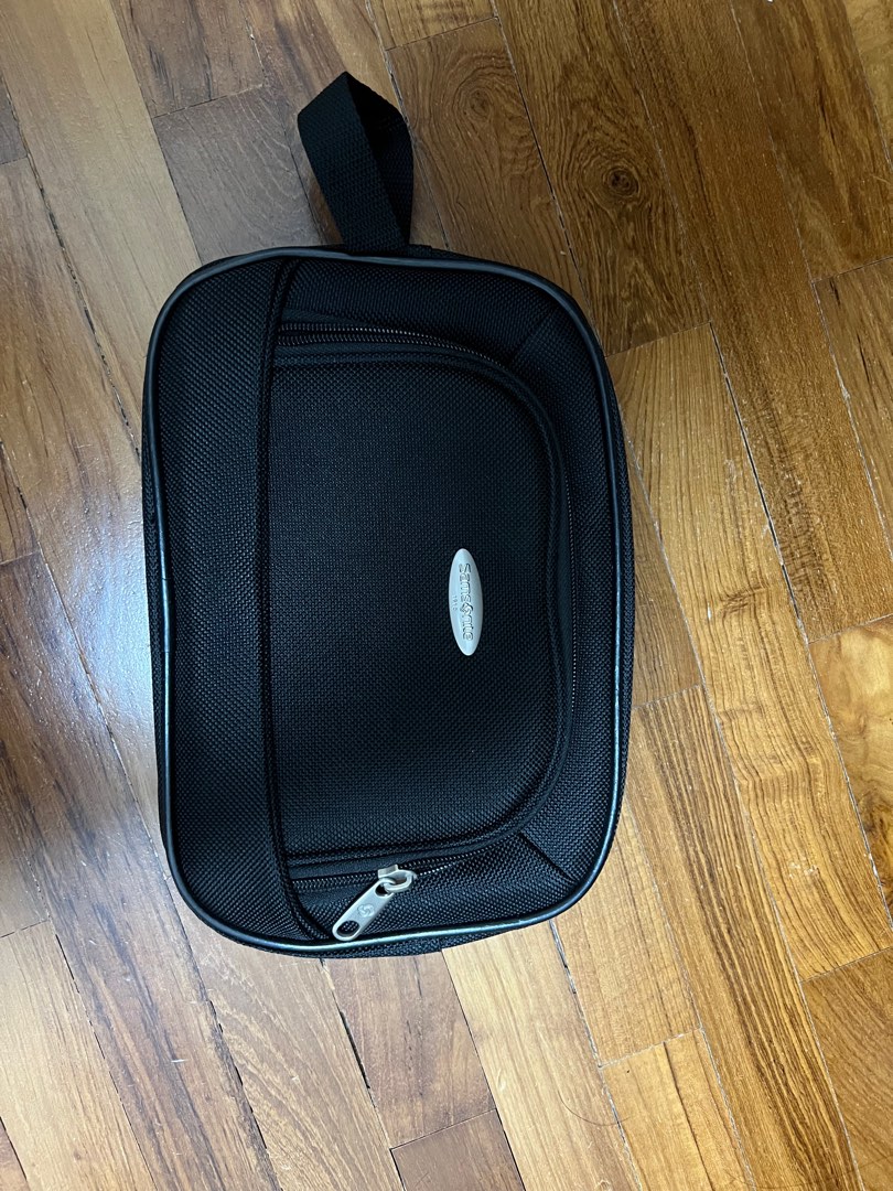 Samsonite Travel Pouch, Women's Fashion, Bags & Wallets, Purses ...