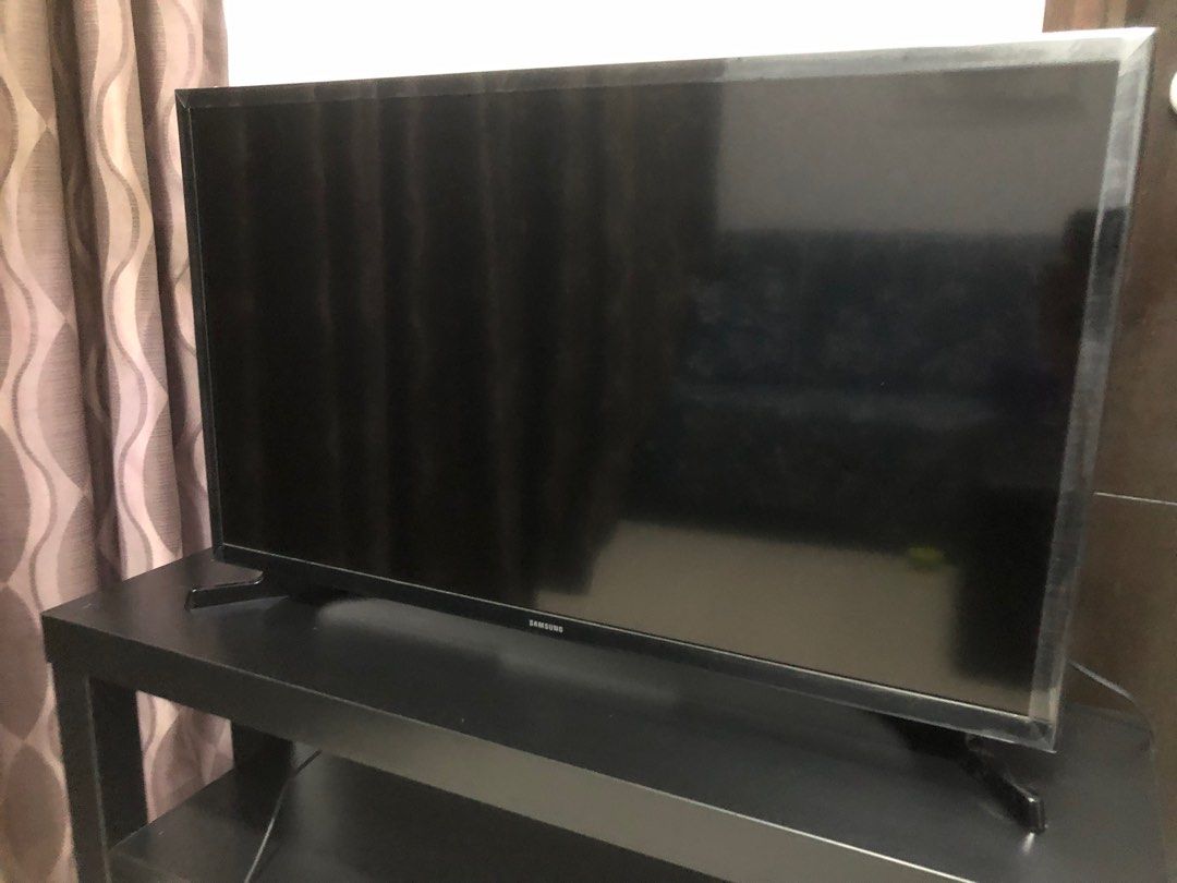 Samsung 32 inch Smart TV, TV & Home Appliances, TV & Entertainment, TV ...