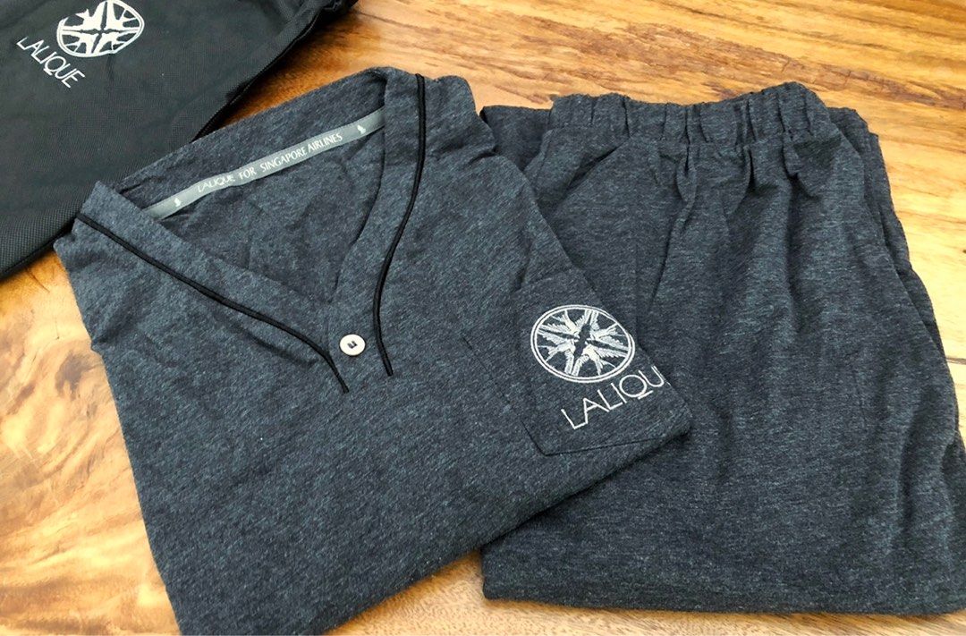 Singapore Airlines First Class Lalique Pyjamas, Hobbies & Toys, Travel ...