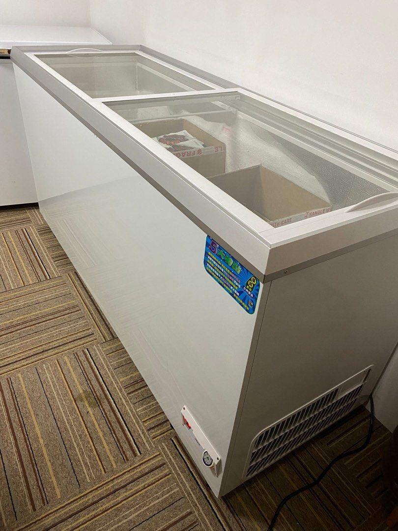 Sliding Glass door chest freezer, TV & Home Appliances, Kitchen ...