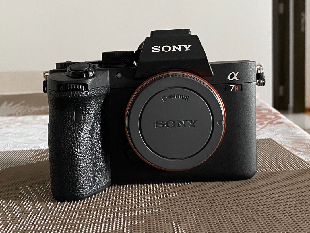 Sony a7 R4 body only, Photography, Cameras on Carousell