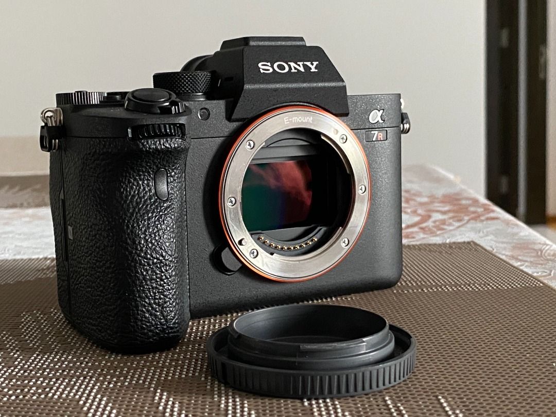 Sony a7 R4 body only, Photography, Cameras on Carousell