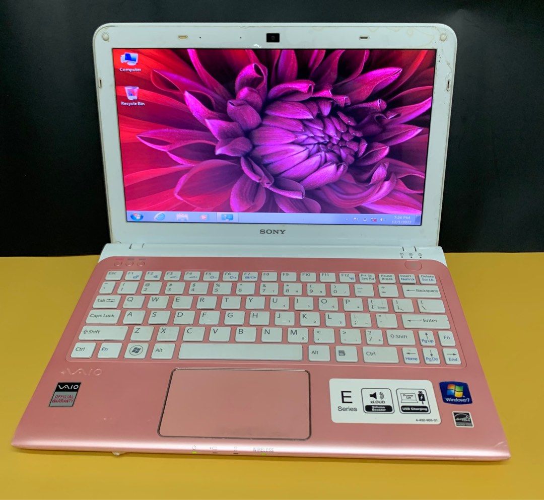 Sony pink Gaming laptop like new with microsoft office Antivirus ...