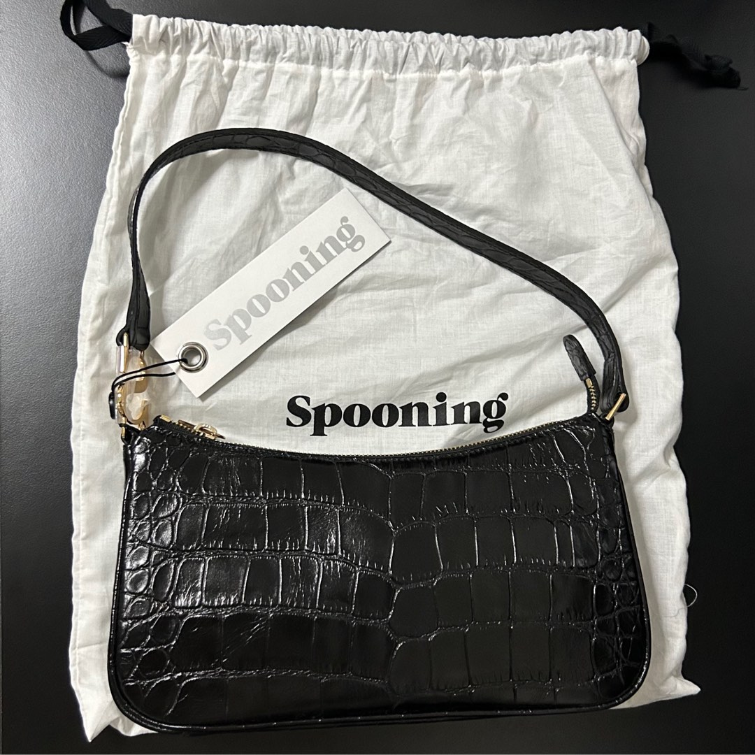 Spooning black shoulder bag from Korea, Women's Fashion, Bags & Wallets ...
