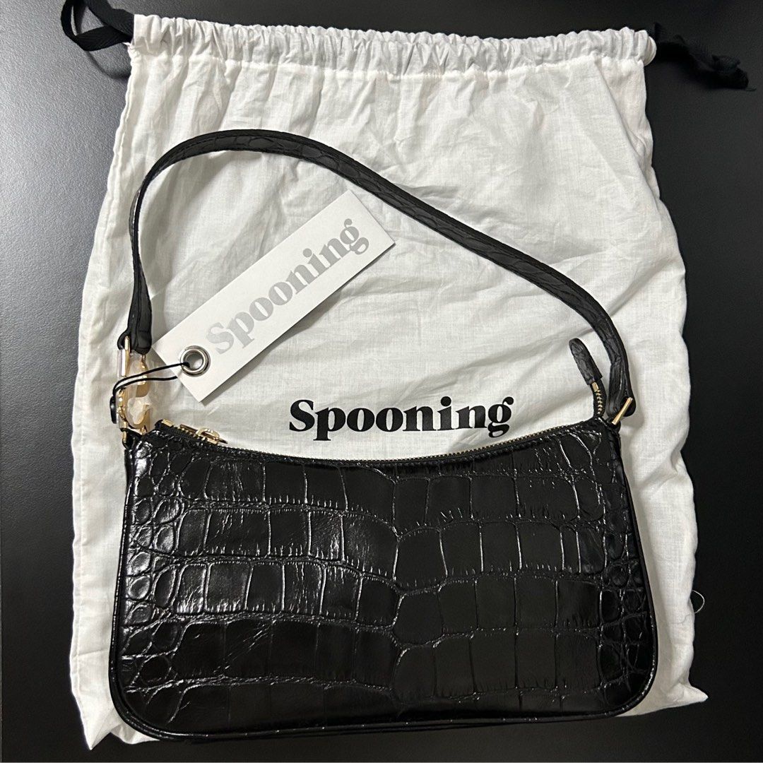 Spooning black shoulder bag from Korea, Women's Fashion, Bags & Wallets ...