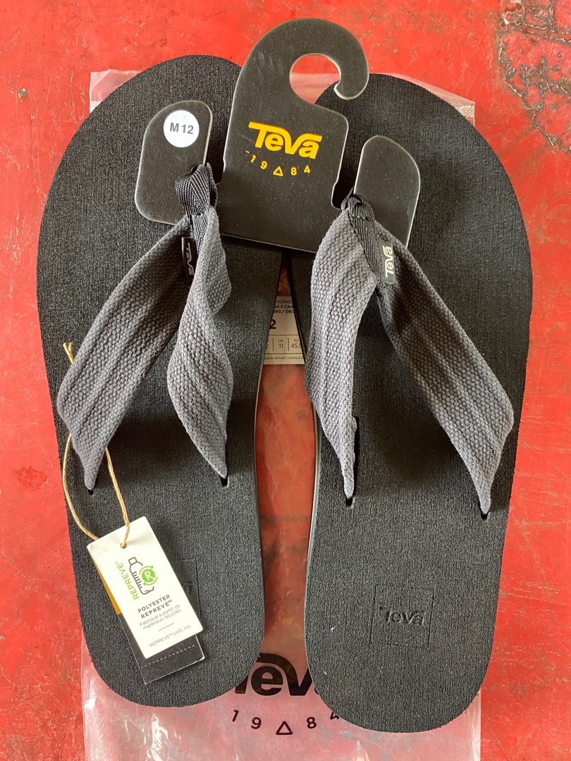 Teva UK11, Men's Fashion, Footwear, Flipflops and Slides on Carousell