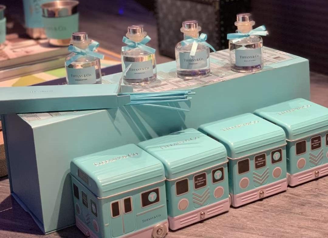Tiffany train aroma diffuser set, 傢俬＆家居, 家居香薰 - Carousell
