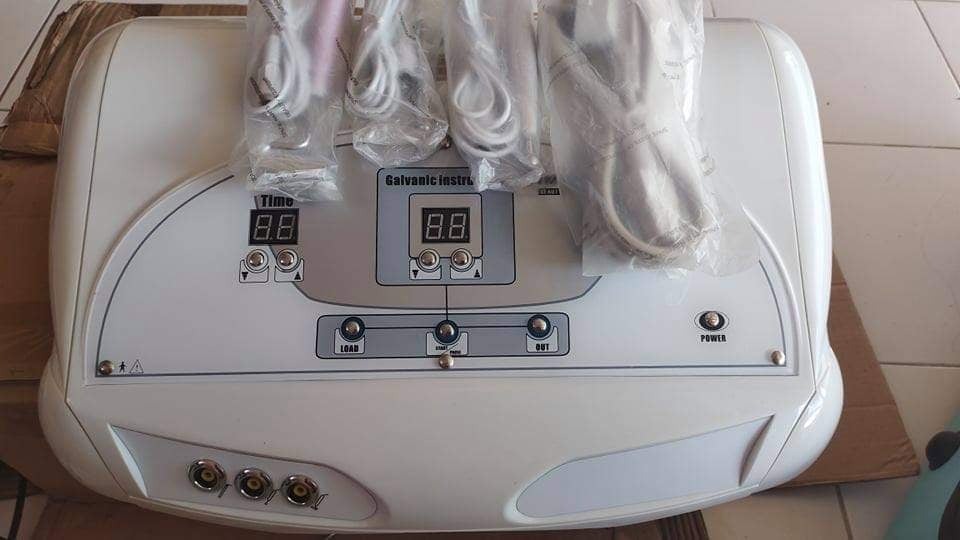 Unused Galvanic Treatment Machine, Beauty & Personal Care, Face, Face ...
