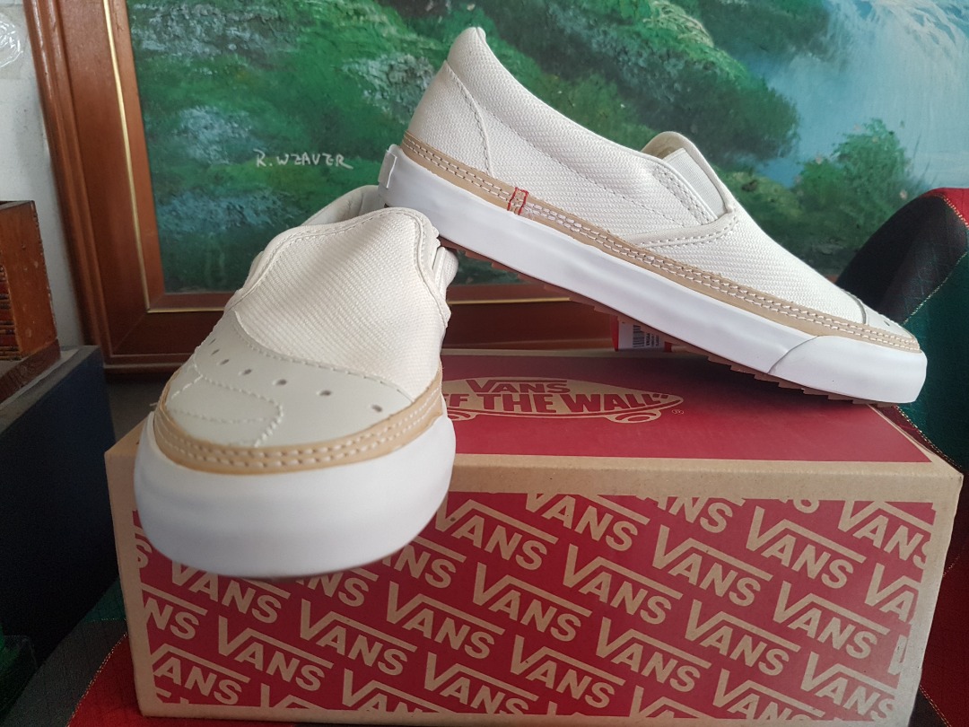 Vanz Classic slip on, Women's Fashion, Footwear, Shoe inserts on Carousell