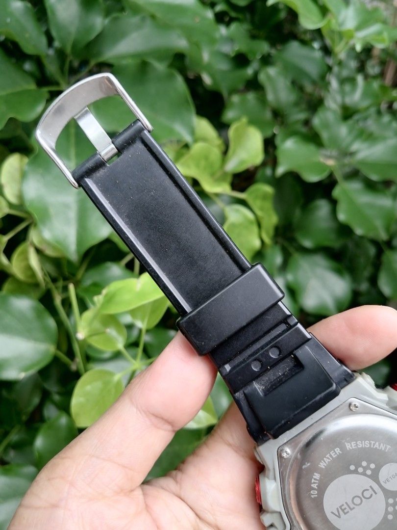 Veloci Digital Men's Watch, Men's Fashion, Watches & Accessories ...