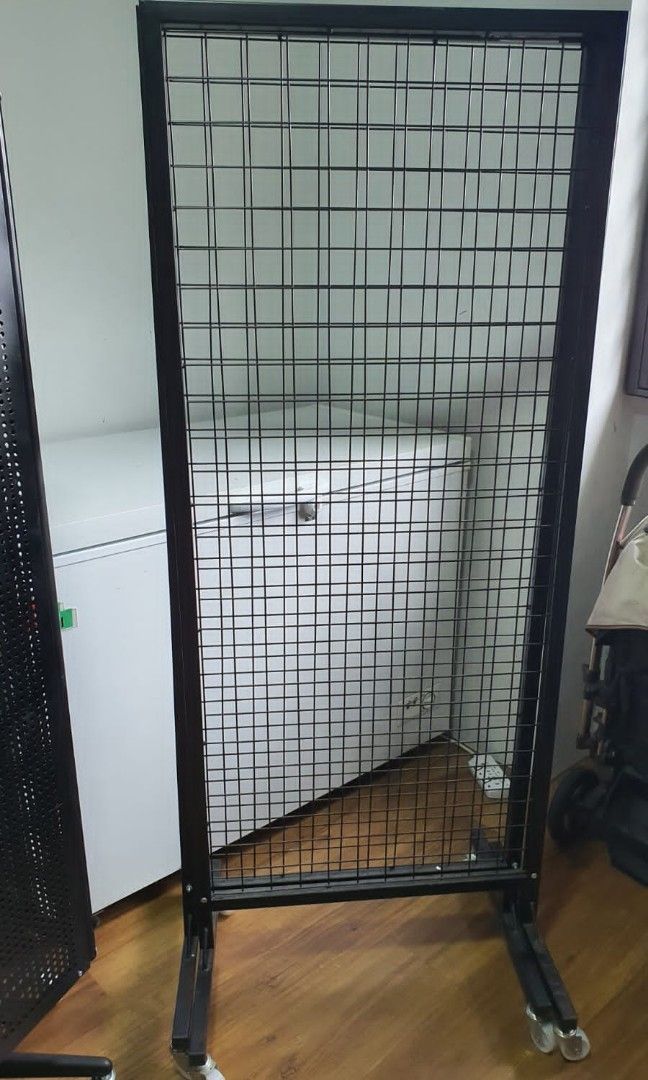 Vertical Wire Mesh Display Rack with Wheels(Black) - 1 Unit Only Left ...