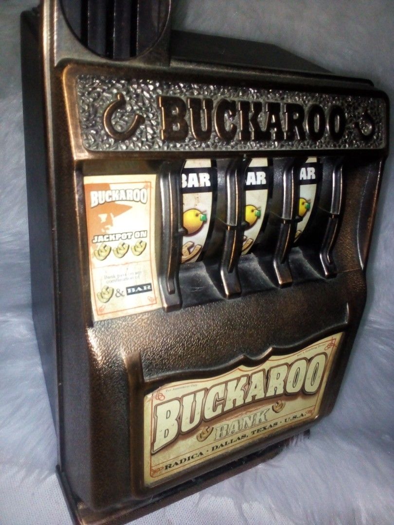 VINTAGE 1990's BUCKAROO SLOT MACHINE, Hobbies & Toys, Memorabilia ...