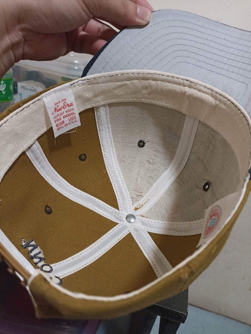 Vintage cap University of Connecticut new era pro, Men's Fashion, Watches & Accessories, Caps ...