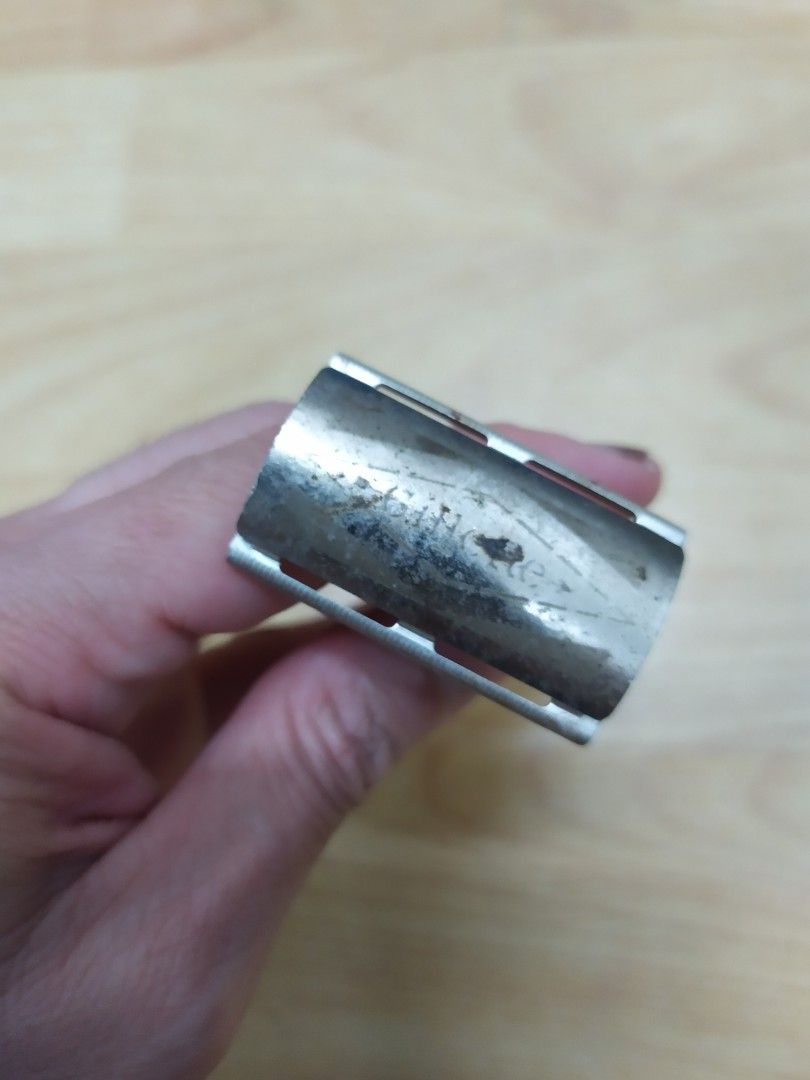 Vintage England Gillette Shaver 1, Hobbies & Toys, Collectibles ...