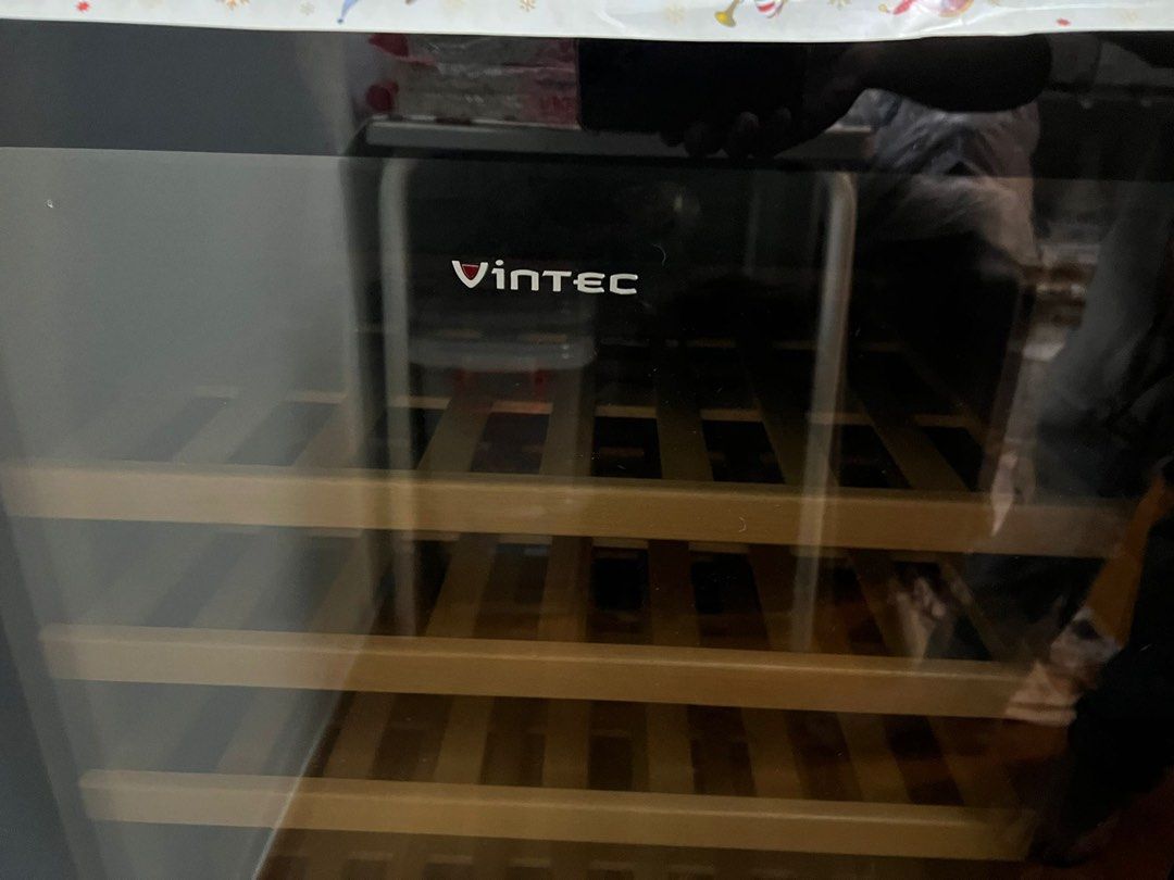 Vintec wine chiller, Furniture & Home Living, Kitchenware & Tableware ...