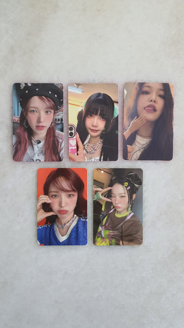 [WTS] Red Velvet Items from Birthday Albums (Recipe, Reve, Cake ...