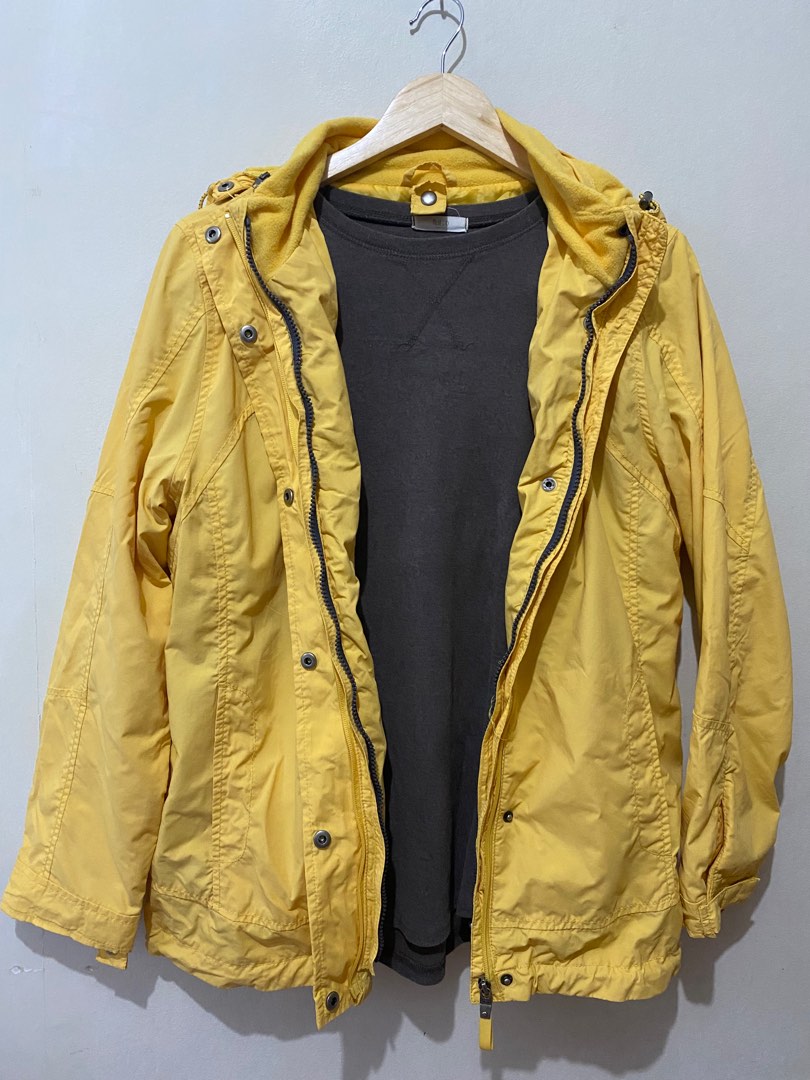 Yellow Jacket, Women's Fashion, Coats, Jackets and Outerwear on Carousell