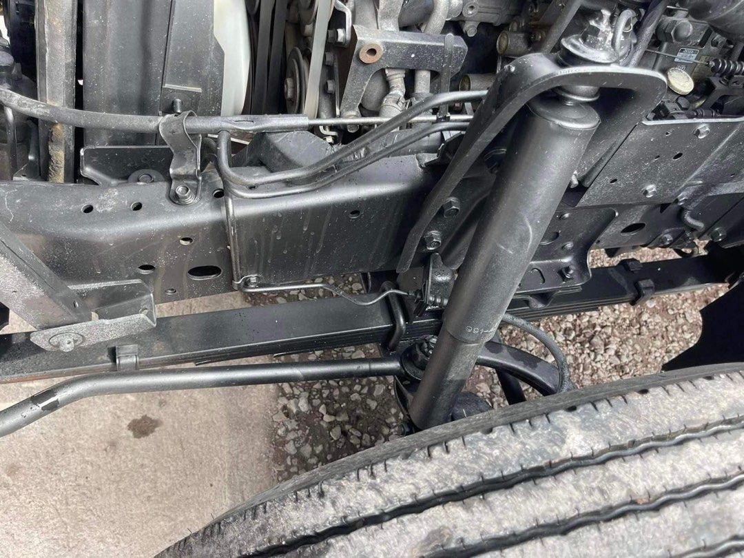 2022 Isuzu Elf Dropside 10.6ft. Camel Chassis Molye 4HF1 Inline ...