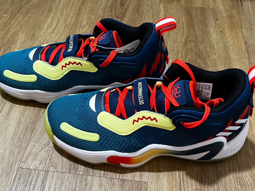 Adidas D.O.N Issue 3 limited edition BNWT, Men's Fashion, Footwear ...