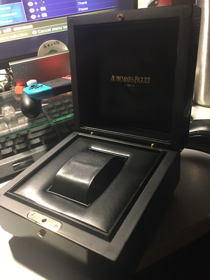 AP Royal Oak box, Luxury, Watches on Carousell