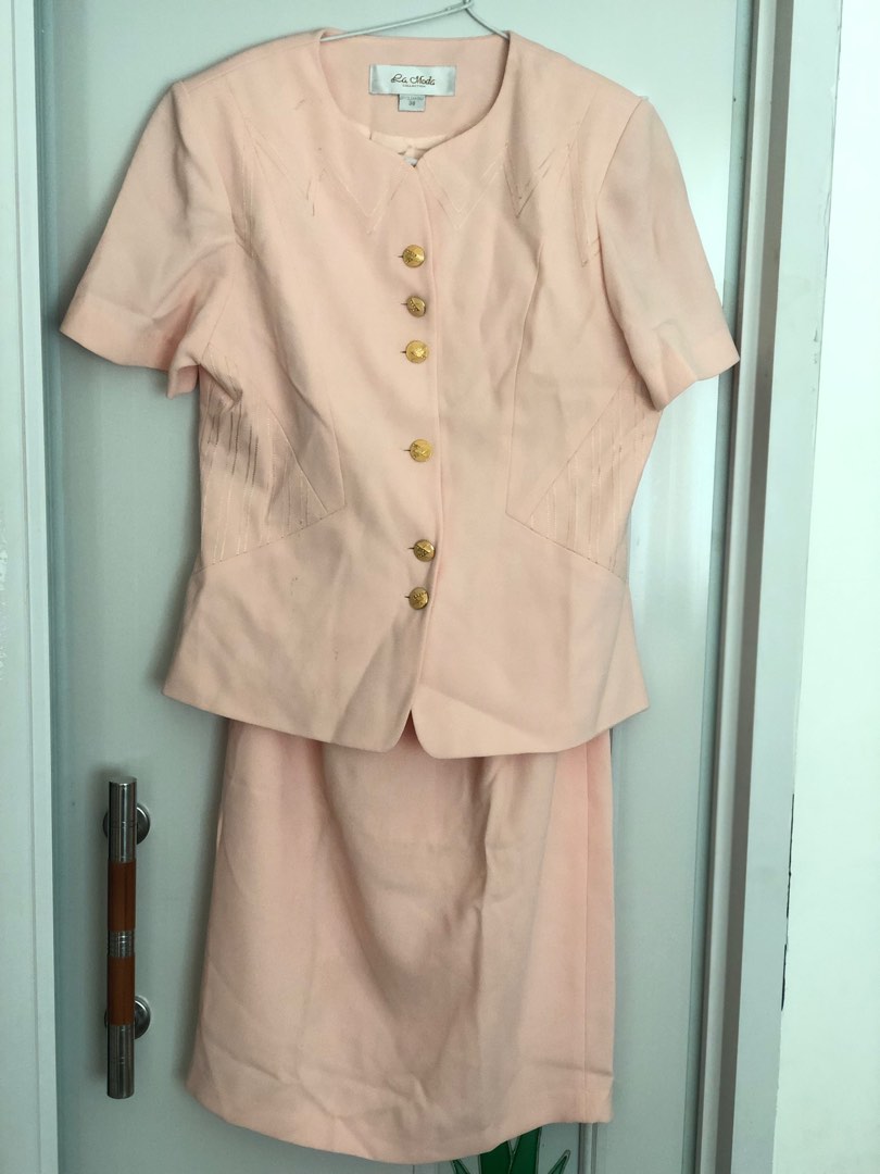 Baju kerja/ formal, Fesyen Wanita, Pakaian Wanita, Gaun & Rok di Carousell
