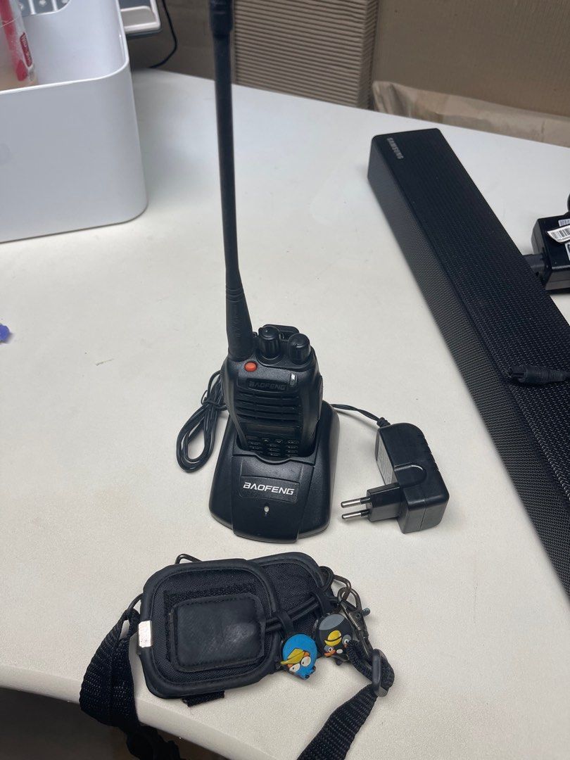 Baofeng Hand Radio - E.g. For Paragliding, Mobile Phones & Gadgets ...