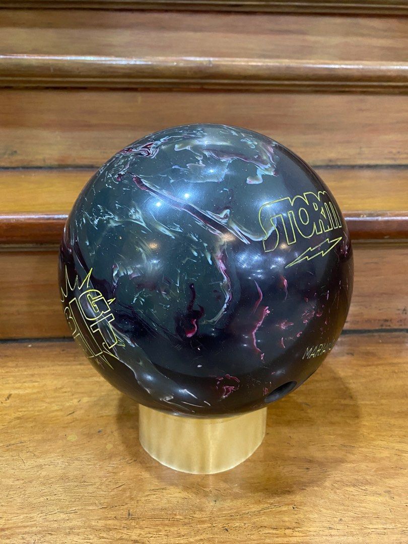 Storm Big Hit Pearl Bowling Ball (14 lbs), Sports Equipment, Sports ...
