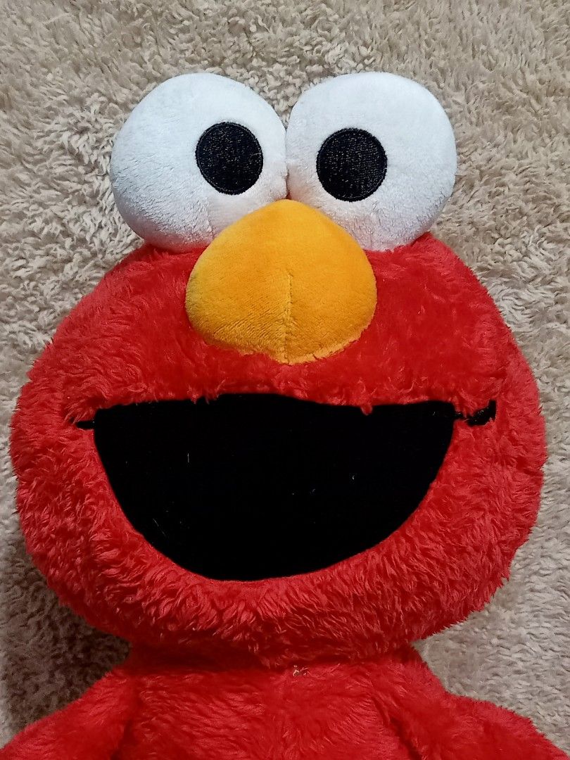 BIG SIZE CLASSIC ELMO - ORIGINAL SESAME STREET (23 to 24 inches), Hobbies & Toys, Toys & Games ...