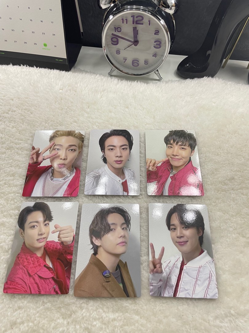 BTS MERCH BOX 9 PC, Hobbies & Toys, Collectibles & Memorabilia, K-Wave ...