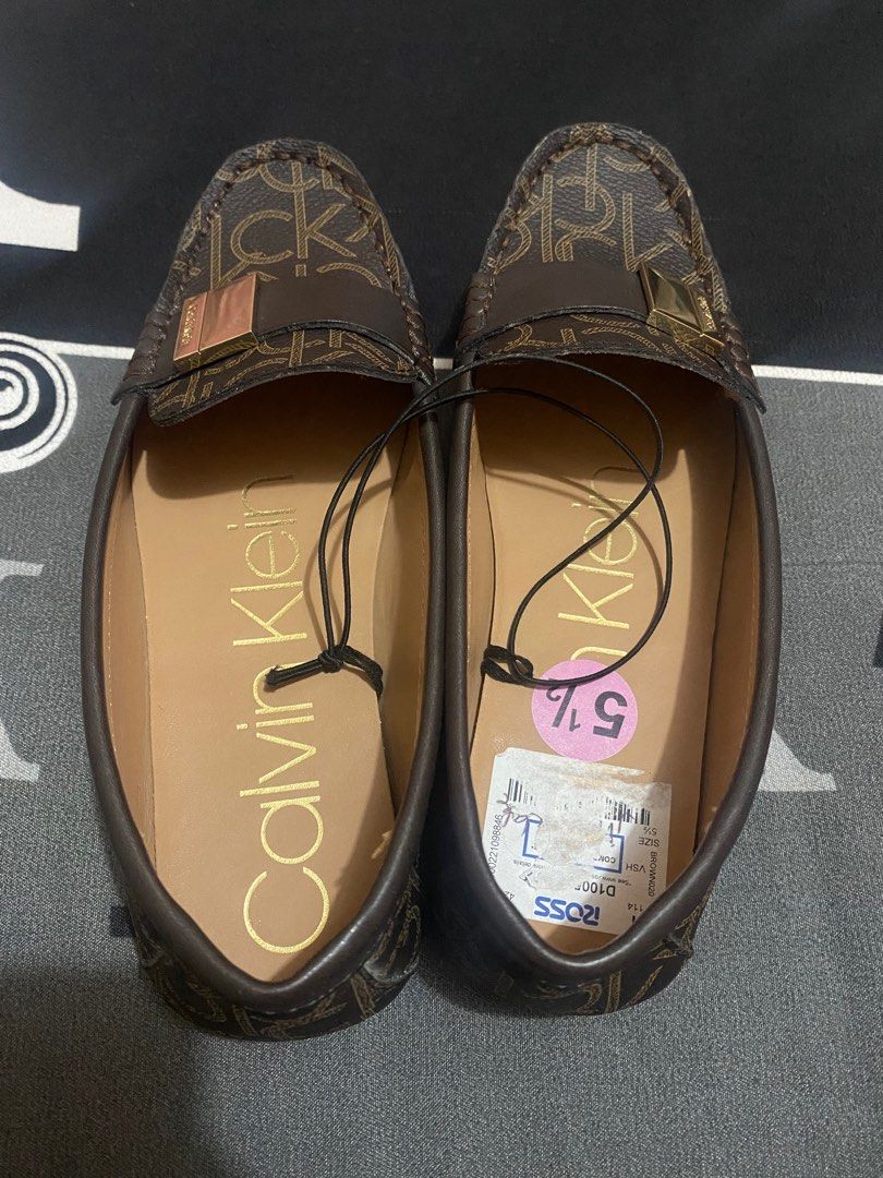 CALVIN KLEIN LOAFERS, Women's Fashion, Footwear, Loafers on Carousell